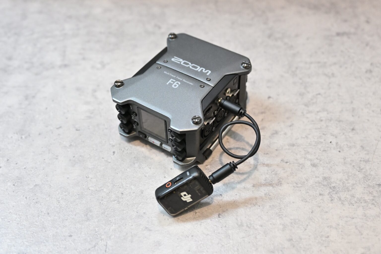 DJI Osmo Pocket 3のDJI Mic 2をハブにして音声収録を2台以上で同時接続する方法！ - toiro.online